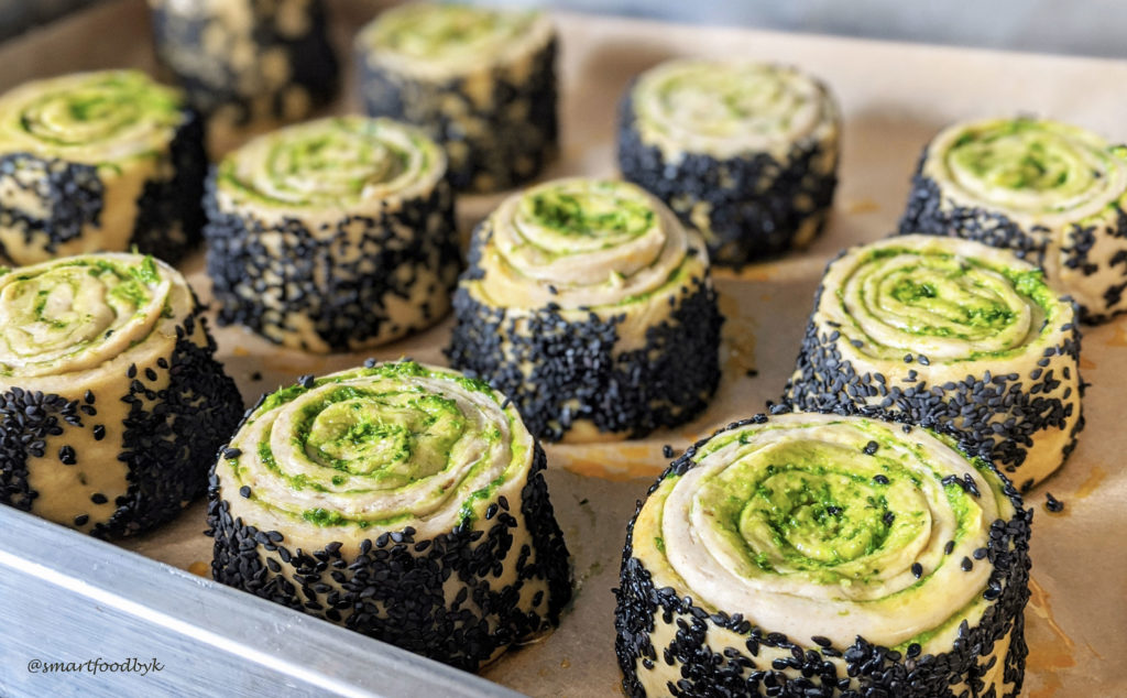 Soft dough pesto rolls - Smart Food by K