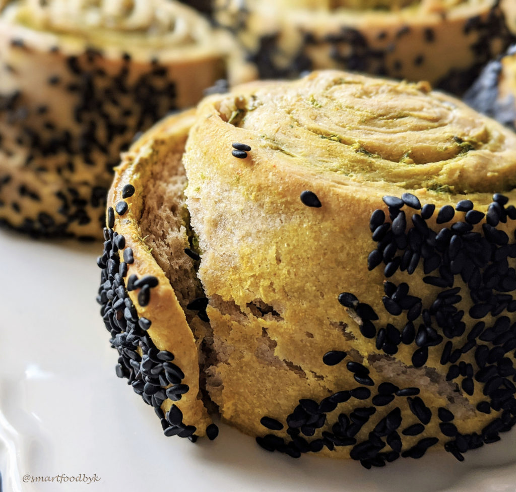 Soft dough pesto rolls - Smart Food by K